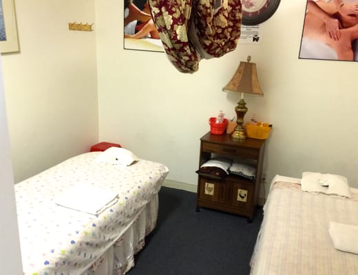 Oriental Foot Massage 13 Photos And 44 Reviews 631 Spring St Paso