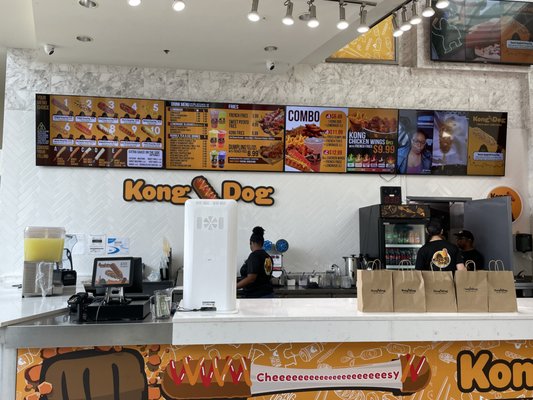 KONG DOG - Updated October 2025 - 39 Photos & 23 Reviews - One ...