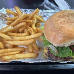 PAPA DOGZ - Updated January 2026 - 42 Photos & 41 Reviews - 707 Dixie ...