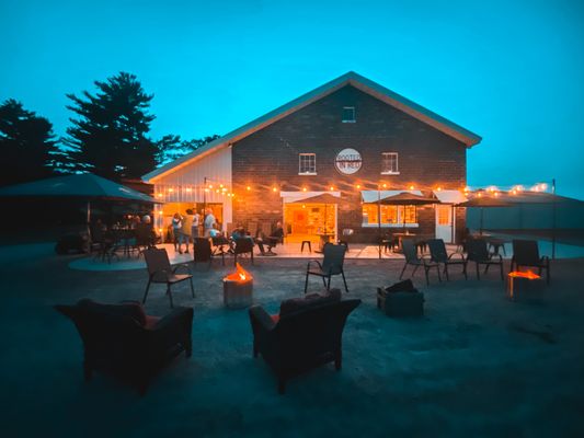 ROOTED IN RED - Updated December 2025 - 15 Photos - 1060 Center St ...