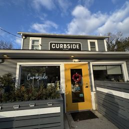 CURBSIDE ON THE RUN - Updated December 2025 - 350 Photos & 241 Reviews ...