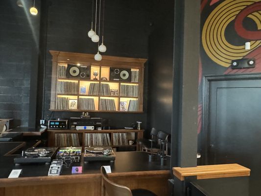 THE IBIS BAR - Updated May 2024 - 43 Photos & 17 Reviews - 921 Princess ...