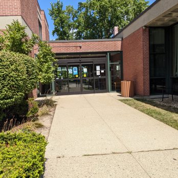 WEST WARWICK PUBLIC LIBRARY - Updated October 2025 - 38 Photos - 1043 ...