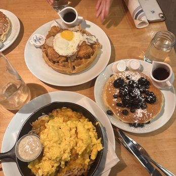 YOLK - SOUTH LOOP - Updated June 2025 - 2695 Photos & 2840 Reviews ...