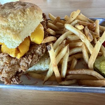 JONESY’S FRIED CHICKEN - Updated December 2025 - 199 Photos & 122 ...
