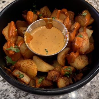 TABU BAR - Updated April 2025 - 89 Photos & 53 Reviews - 128 E Congress ...