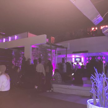 77 DEGREES ROOFTOP - Updated March 2025 - 193 Photos & 187 Reviews ...