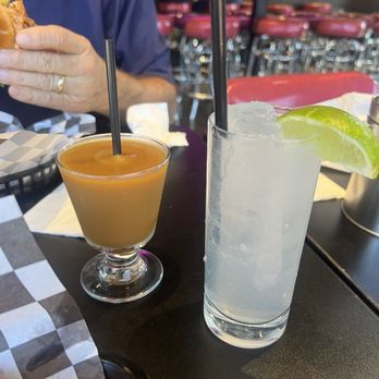 BURGER PUNK - Updated July 2024 - 211 Photos & 169 Reviews - 3012 N ...