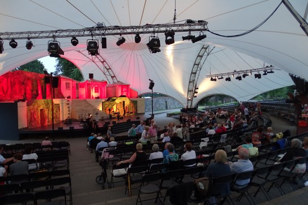 AMPHITHEATER SCHLOSS PHILIPPSRUHE - Landstraße, Hanau, Hessen, Germany ...