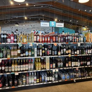 DAVECO BEER, WINE & SPIRITS - Updated December 2025 - 27 Photos & 108 ...