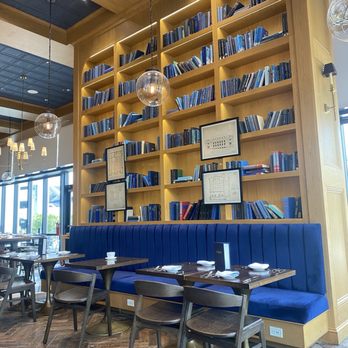 THE LIBRARY - Updated July 2024 - 2066 Photos & 1067 Reviews - 600 5th ...