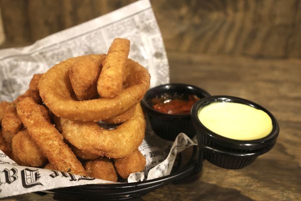 Q’S RESTAURANT & PIZZERIA - Updated January 2026 - 90 Photos & 253 ...