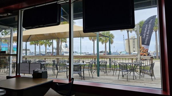 LUDZ FOODIE BAR & GRILL - Updated August 2025 - 41 Photos - 525 Glen ...