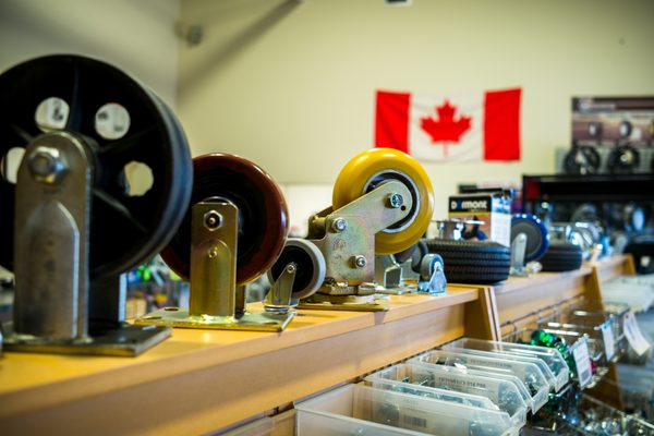 CASTER TOWN - Updated December 2025 - 40 Photos - 10524 -184 Street ...