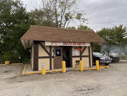 PT’S BARBEQUE - Updated December 2025 - 12 Reviews - 1301 S Martin ...