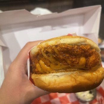SMACK BIRD HOT CHICKEN - Updated December 2025 - 60 Photos & 27 Reviews ...