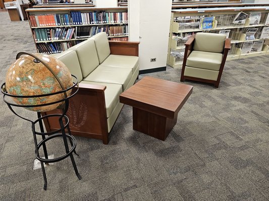 HAMILTON LIBRARY - Updated December 2025 - 42 Photos & 29 Reviews ...