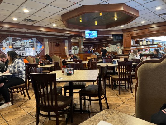 SUBURBAN DINER - Updated December 2025 - 141 Photos & 181 Reviews - 14 ...