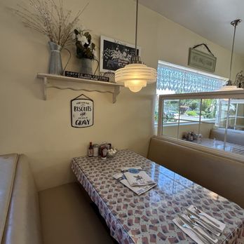 THE CUP CAFE - Updated October 2025 - 922 Photos & 851 Reviews - 6770 S ...