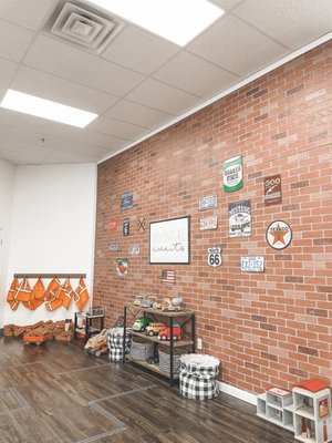 SIMPLY PLAY - PLAINVILLE - Updated December 2025 - 39 Photos & 16 ...