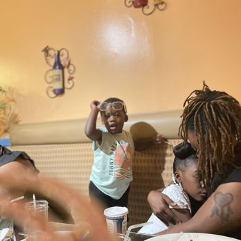 J’S SOUTHERN STYLE CAFE - Updated September 2025 - 75 Photos & 91 ...