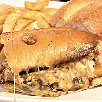 HOOLIGANS EASTSIDE GRILL - Updated November 2025 - 64 Photos & 90 ...