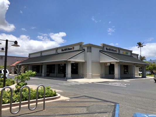 THE UPS STORE - Updated May 2025 - 40 Photos & 48 Reviews - 153 E ...