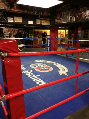 ZUR RITZE - Updated January 2025 - 26 Photos & 48 Reviews - Reeperbahn ...