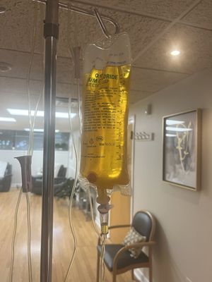 LIQUID GOLD IV BAR - Updated October 2025 - 23 Photos - 7 Kimball Ln ...