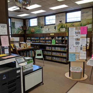 TRENTON VETERANS MEMORIAL LIBRARY - Updated January 2025 - 2790 ...