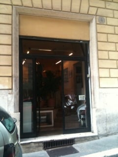 PARRUCCHIERE PER UOMO - Via Gregoriana 4, Roma, Italy - Hair Salons ...
