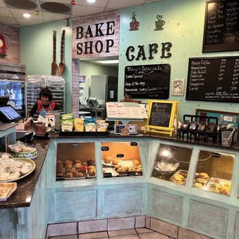 MOCHA MAGIC CAFE AND BAKE SHOP - Updated May 2025 - 110 Photos & 123 ...