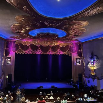 CREST THEATRE - Updated October 2025 - 719 Photos & 370 Reviews - 1013 ...
