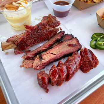 THE FLAMING PIT - Updated June 2025 - 15 Photos - 1518 E 12th St ...