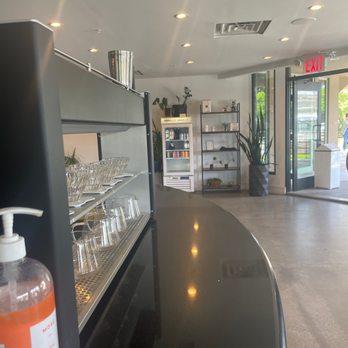 KINSHIP COFFEE - Updated June 2024 - 82 Photos & 30 Reviews - 23-92 ...