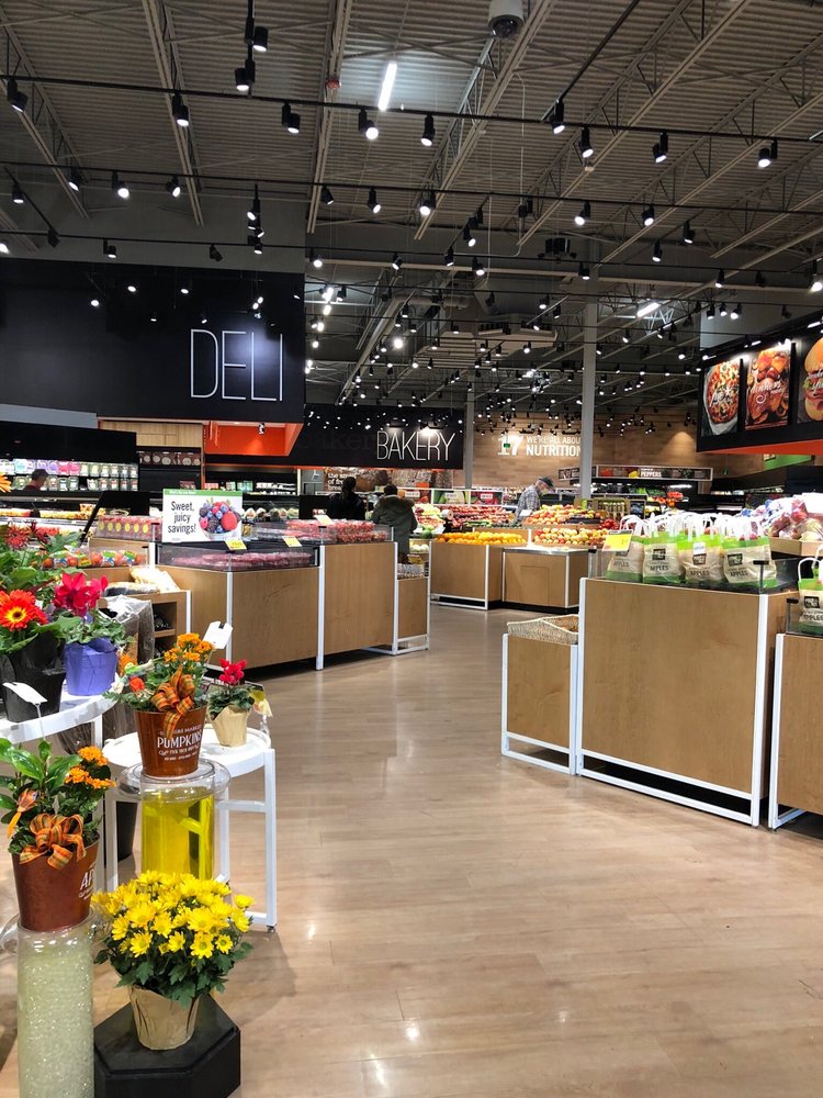 MARKET 32 - Updated November 2025 - 10 Photos & 17 Reviews - 1028 Route ...