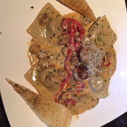 WATERFRONT RIVER PUB AND TERRACE - Updated December 2025 - 20 Photos ...