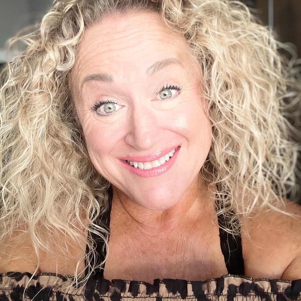 Kristin Hutton's Instagram, Twitter & Facebook on IDCrawl