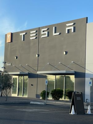 TESLA - Updated December 2025 - 33 Photos & 29 Reviews - 7444 E Hampton ...
