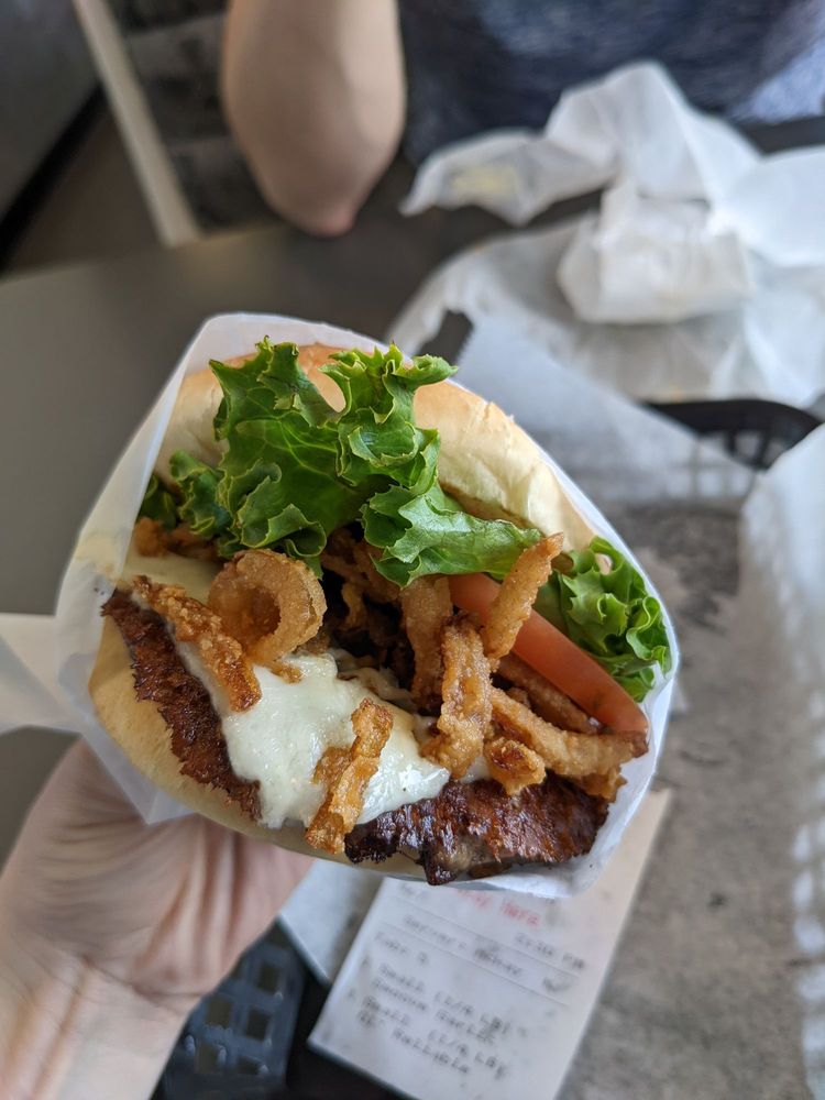 TONYBURGERS - CENTERVILLE - Updated January 2026 - 50 Photos & 103 ...