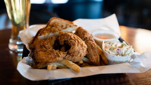 BOTTLECAP ALLEY ICEHOUSE GRILL - Updated October 2025 - 63 Photos & 95 ...