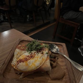 LECHON - Updated June 2024 - 4713 Photos & 1951 Reviews - 113 SW Naito ...