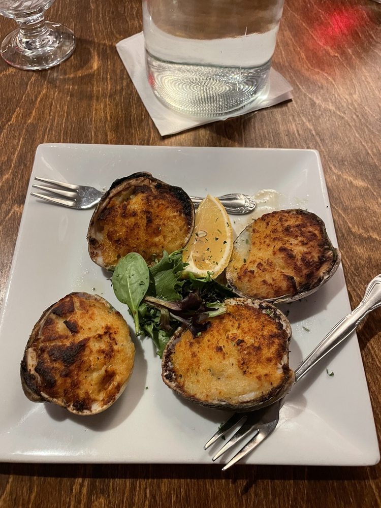 WANTAGH INN - Updated December 2025 - 91 Photos & 164 Reviews - 3264 ...