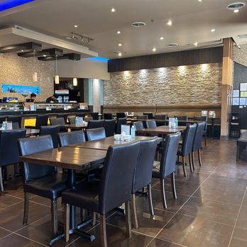 EAST GATE ASIAN BISTRO - Updated December 2025 - 554 Photos & 418 ...