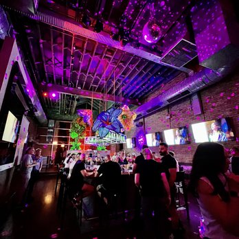 SIDETRACK - Updated May 2025 - 490 Photos & 516 Reviews - 3349 N ...