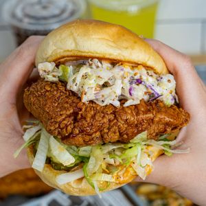 PLAISTOW CHICKEN CONNECTION - Updated October 2025 - 28 Photos & 89 ...