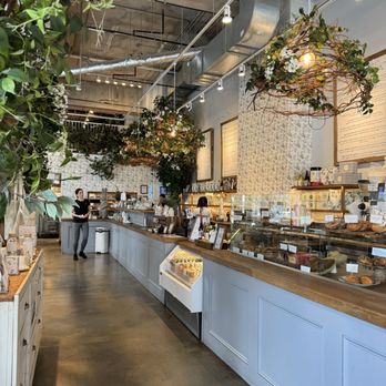 MAMAN - Updated July 2024 - 234 Photos & 71 Reviews - 1300 4th St NE ...