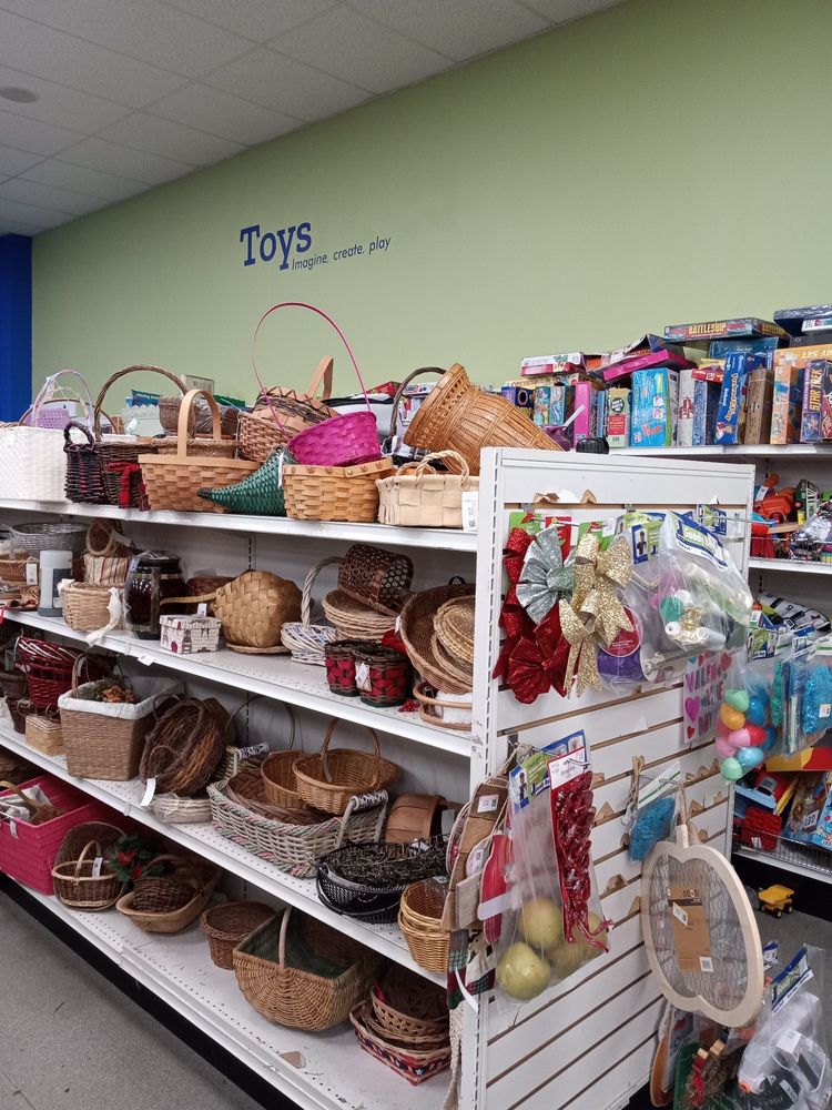 GOODWILL STORE & DONATION CENTER - Updated August 2025 - 23 Photos & 18 ...