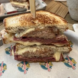 MS CHEEZIOUS - 1045 Photos & 741 Reviews - 7418 Biscayne Blvd, Miami ...