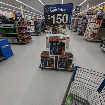 WALMART - Updated December 2025 - 22 Photos & 72 Reviews - 254 Lowell ...